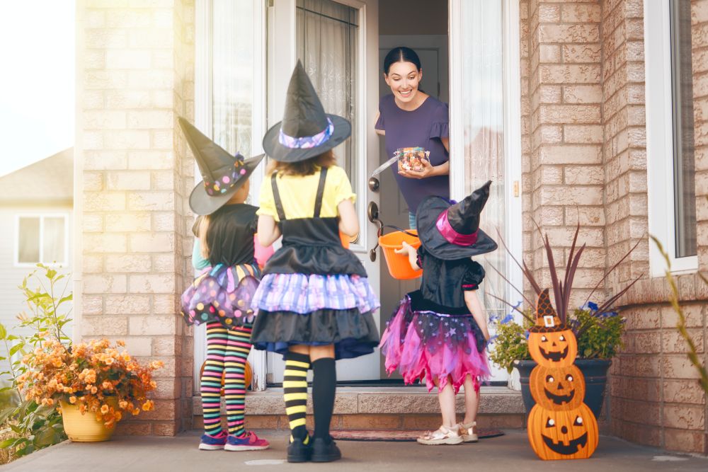 Don’t Let Scary Spending Haunt Your Savings This Halloween | America Saves
